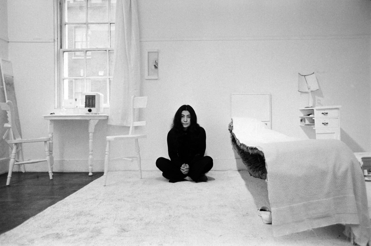 Yoko Ono ganha a maior retrospectiva de sua obra em Londres - ELLE Brasil