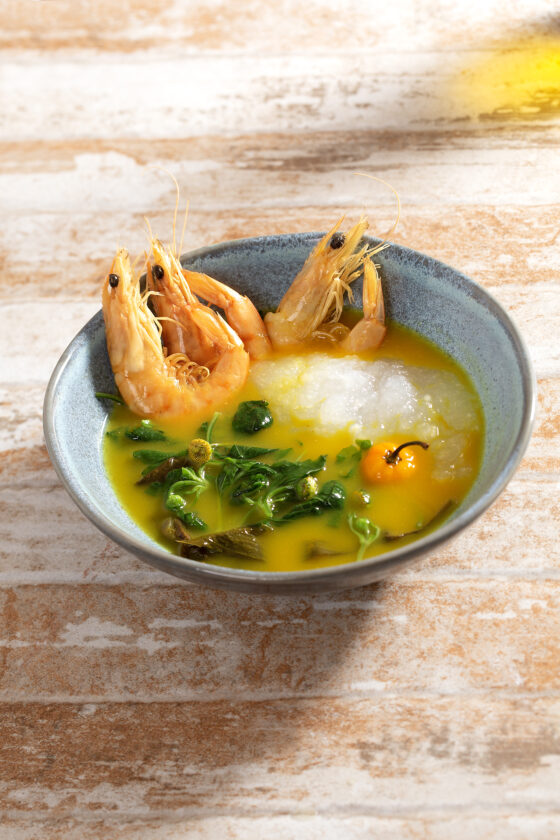 O que é tacacá e como preparar essa receita - ELLE Brasil