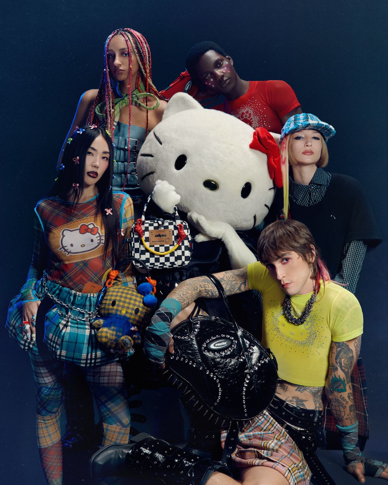 Alexandre Pavão anuncia collab com a Hello Kitty - ELLE Brasil