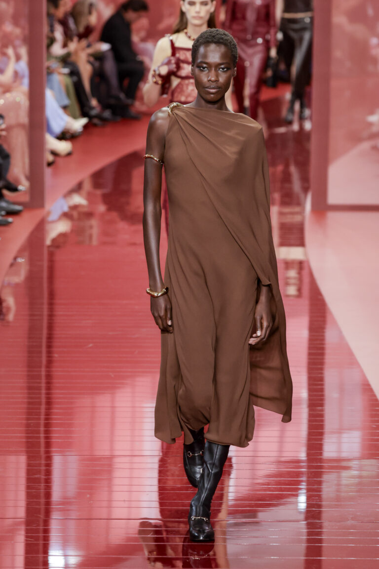 As principais tendências de moda do verão 2025 - ELLE Brasil