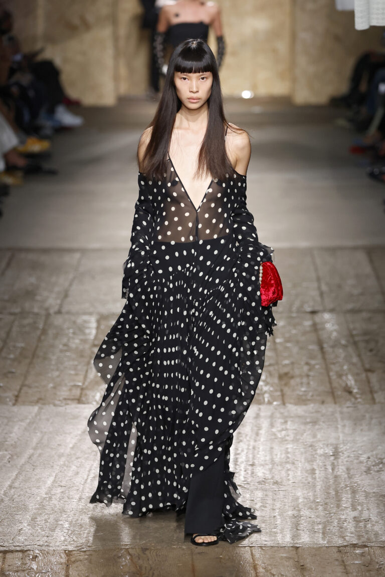 As principais tendências de moda do verão 2025 - ELLE Brasil