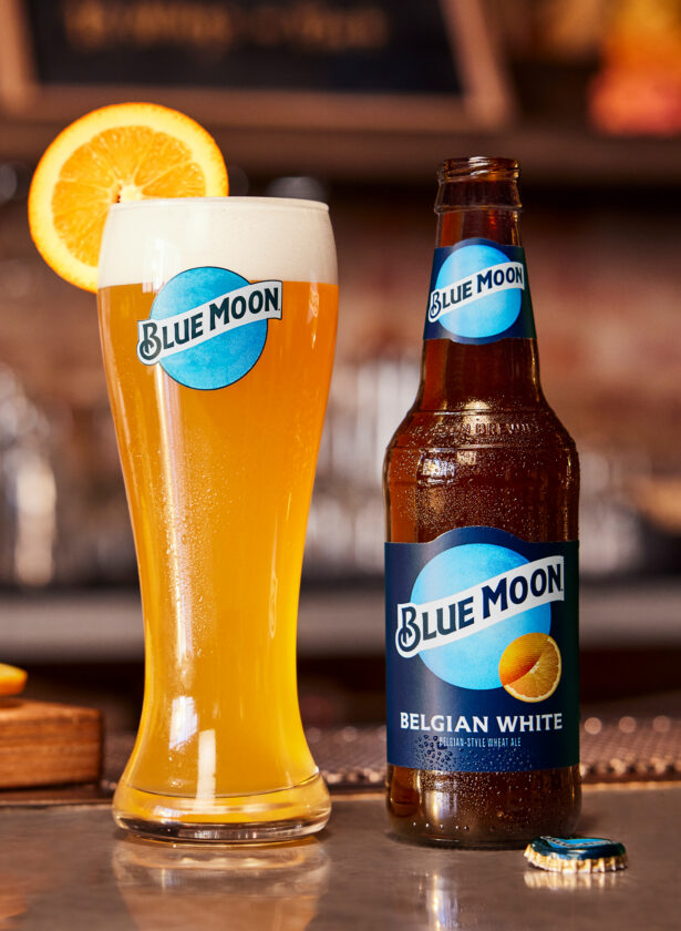 Perfeita com laranja: o ritual para se apaixonar por Blue Moon - ELLE ...